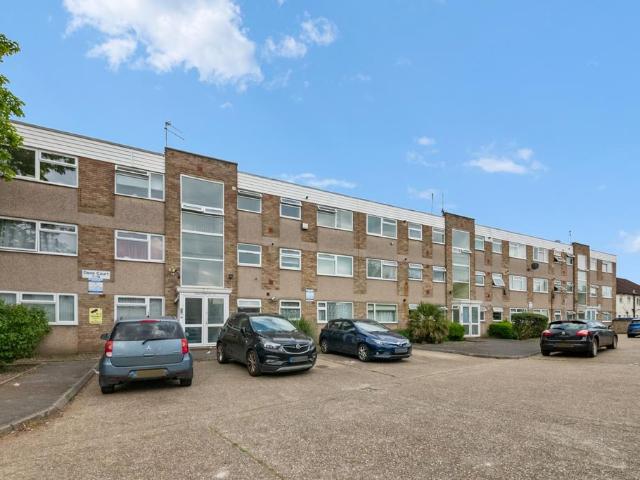 2 bedroom flat for sale