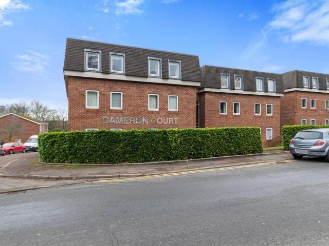 2 bedroom flat for sale