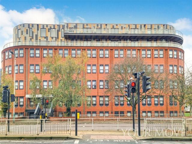 2 bedroom flat for sale