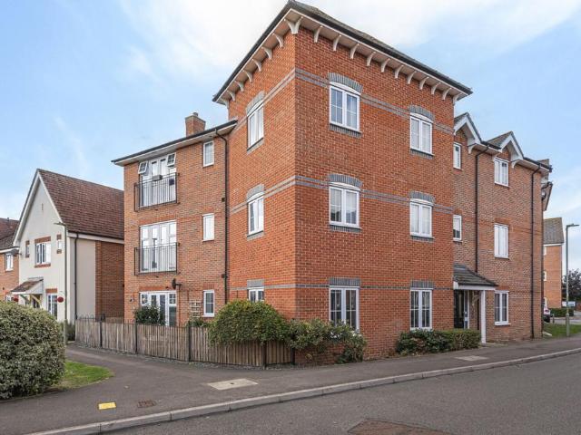 2 bedroom flat for sale