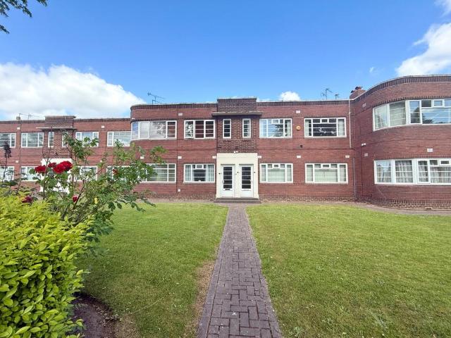 2 bedroom flat for sale