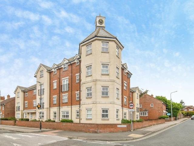 2 bedroom flat for sale