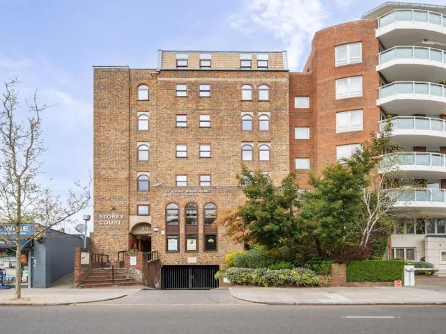 2 bedroom flat for sale