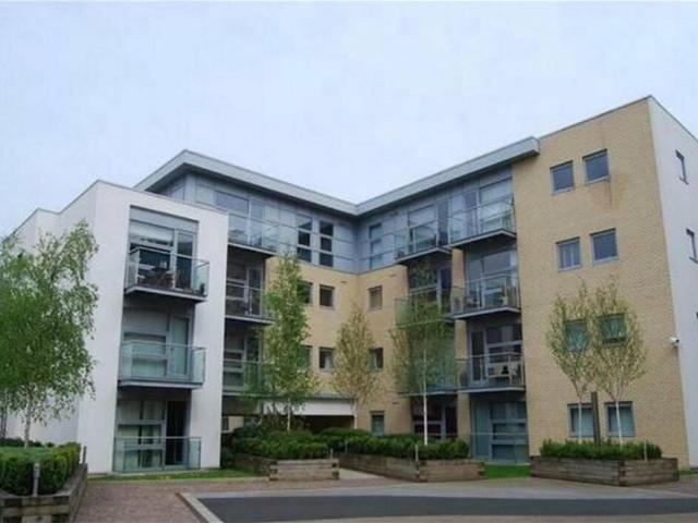 2 bedroom flat for sale