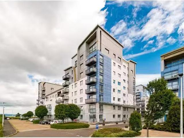 2 bedroom flat for sale, 6/15 Western Harbour Terrace, Newhave.