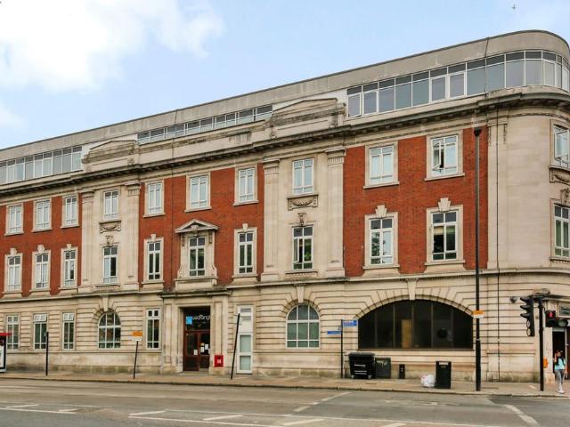 2 bedroom flat for sale