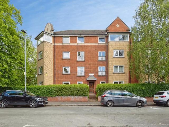 2 bedroom flat for sale