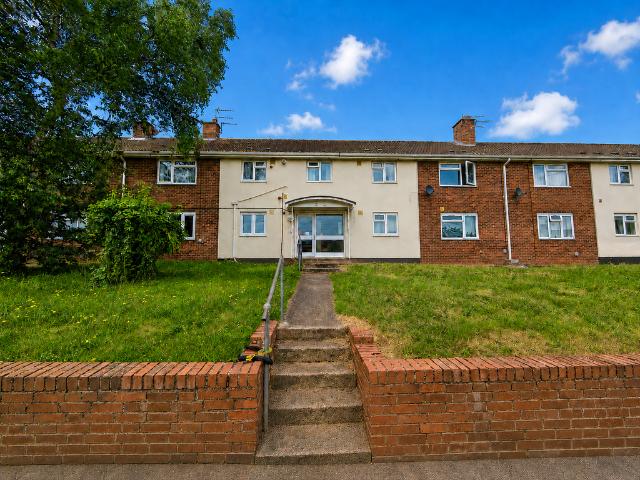 2 bedroom flat for sale