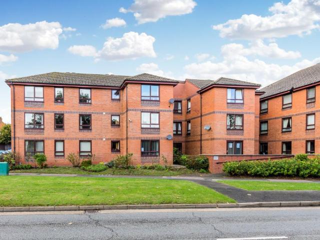 2 bedroom flat for sale