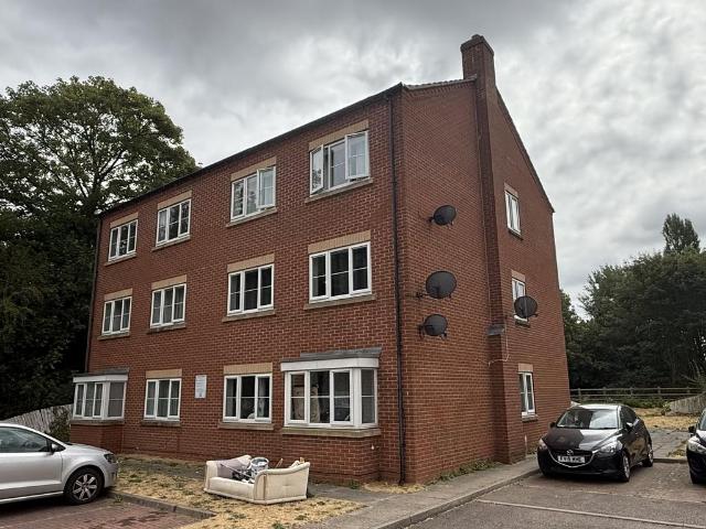2 bedroom flat for sale