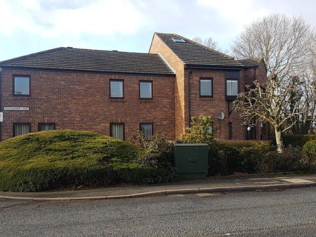 2 bedroom flat for sale