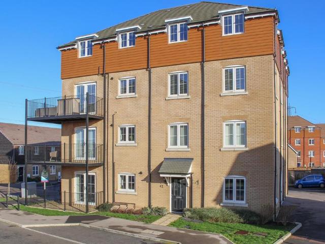 2 bedroom flat for sale