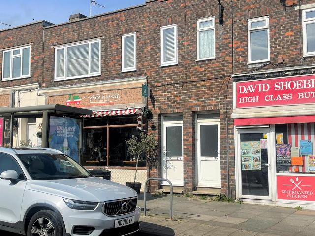 2 bedroom flat for sale