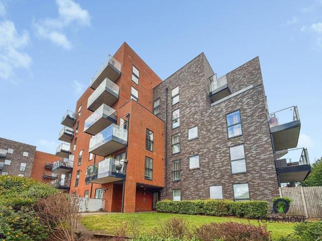 2 bedroom flat for sale