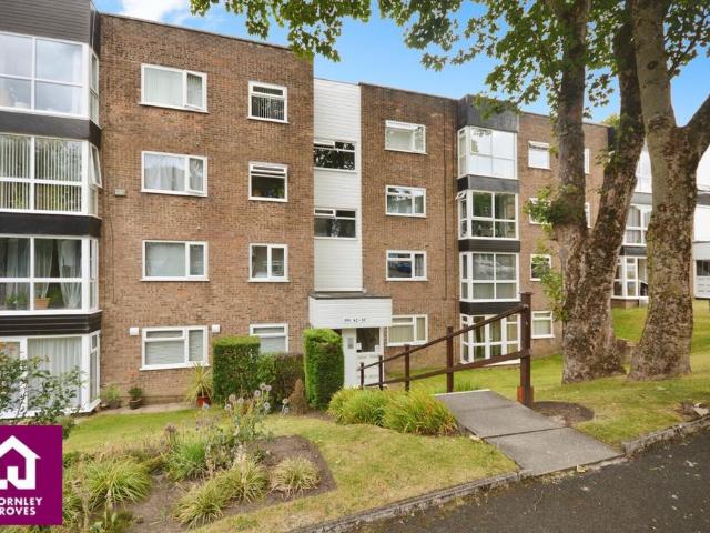 2 bedroom flat for sale