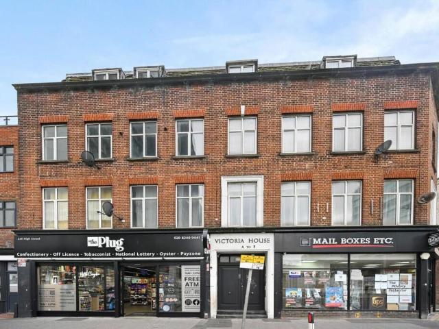 2 bedroom flat for sale