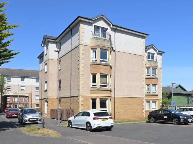 2 bedroom flat for sale
