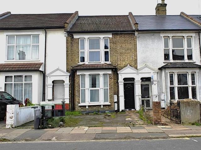 2 bedroom flat for sale