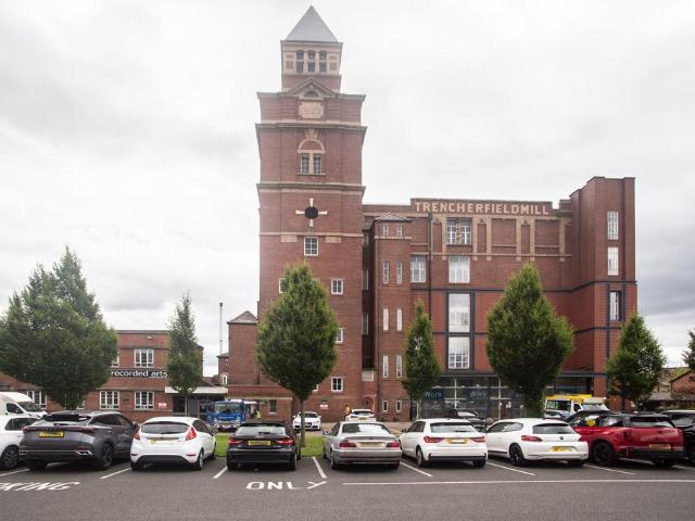 2 bedroom flat for sale