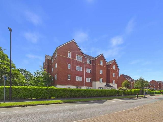 2 bedroom flat for sale