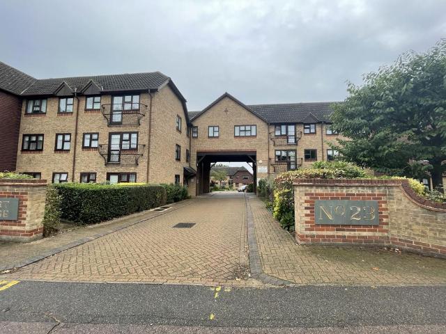 2 bedroom flat for sale