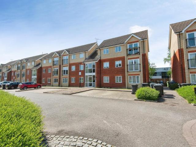 2 bedroom flat for sale