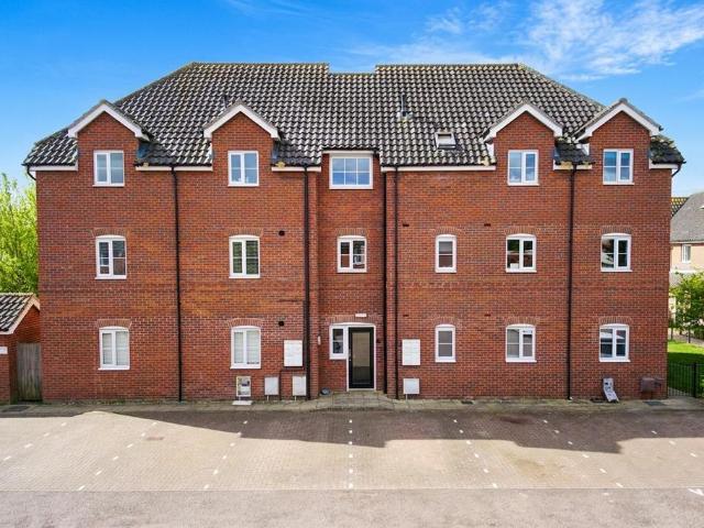 2 bedroom flat for sale