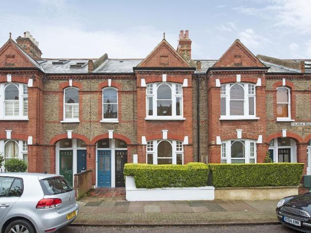 2 bedroom flat for sale