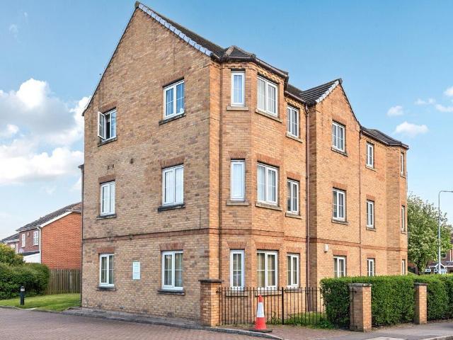 2 bedroom flat for sale