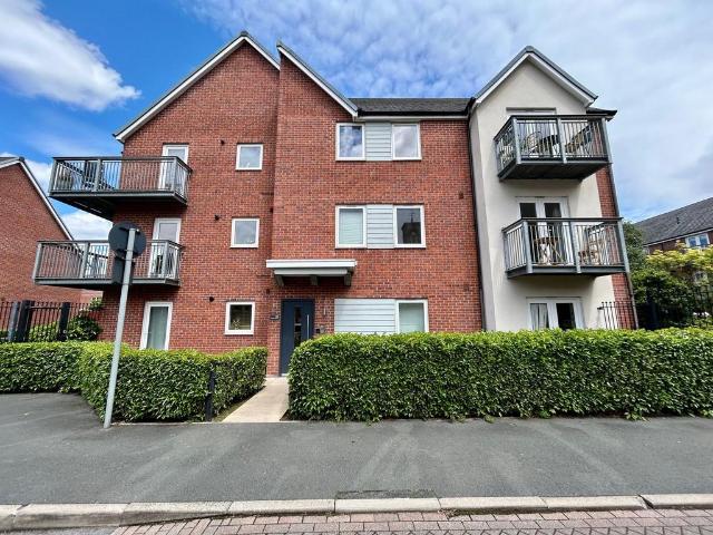 2 bedroom flat for sale