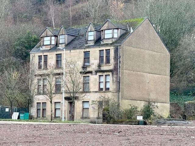 2 bedroom flat for sale