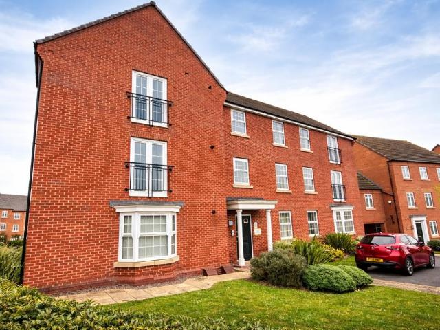 2 bedroom flat for sale