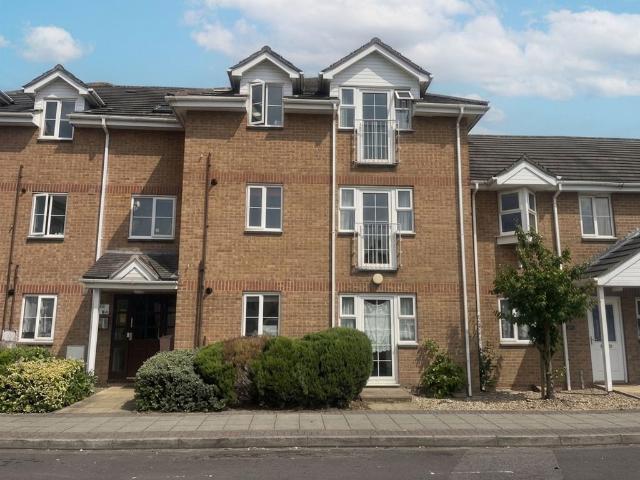 2 bedroom flat for sale