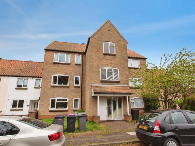 2 bedroom flat for sale