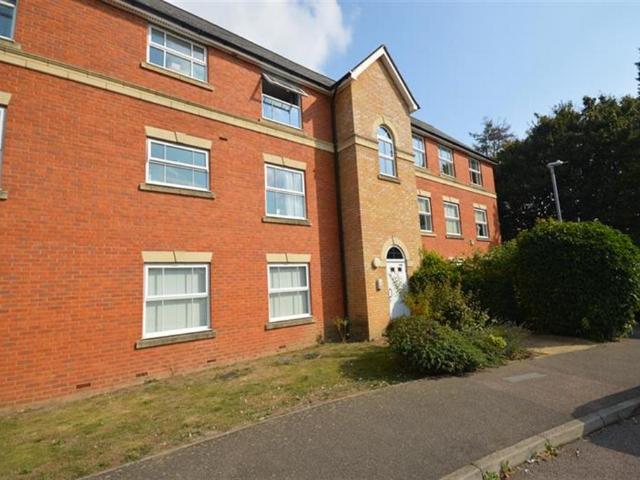 2 bedroom flat for sale