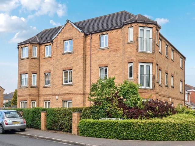 2 bedroom flat for sale