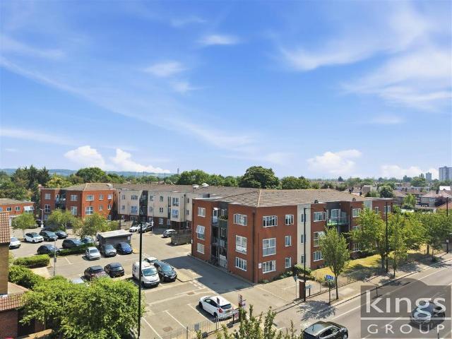 2 bedroom flat for sale