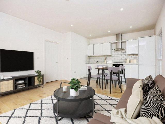 2 bedroom flat for sale