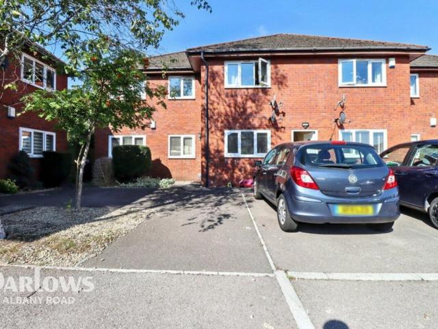 2 bedroom flat for sale