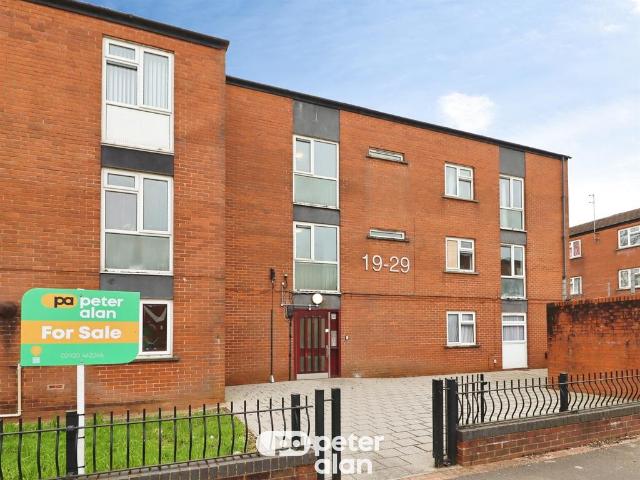 2 bedroom flat for sale