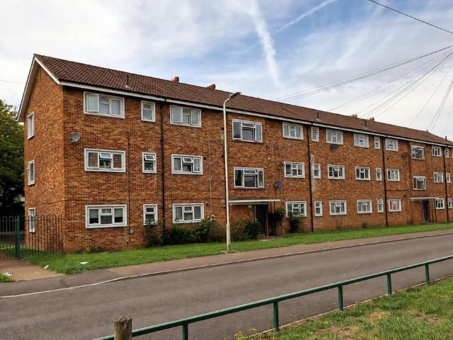 2 bedroom flat for sale