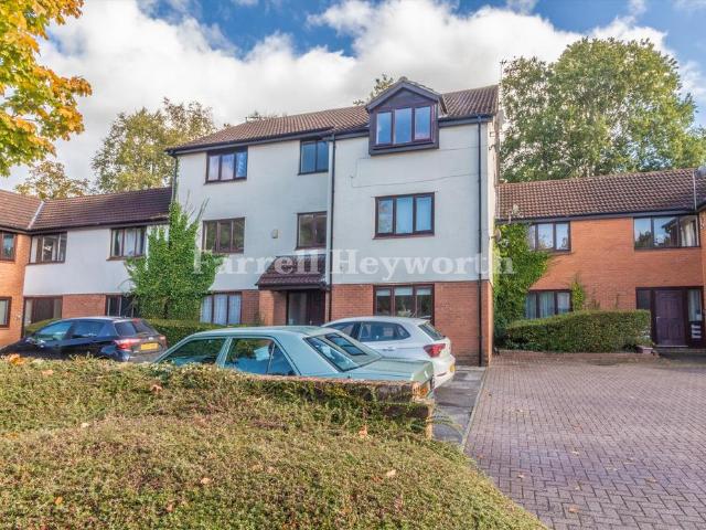 2 bedroom flat for sale