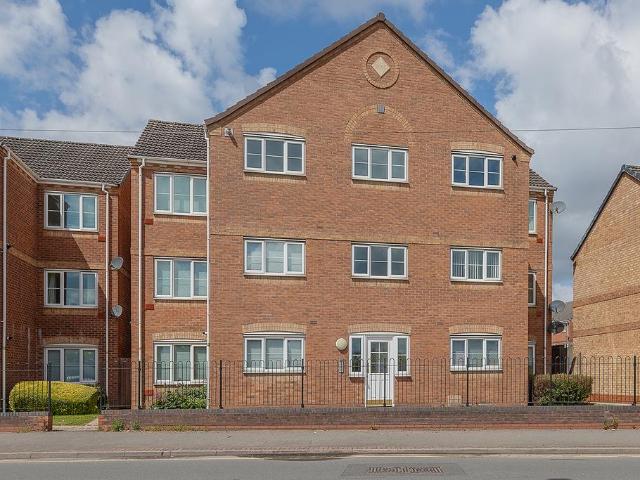 2 bedroom flat for sale