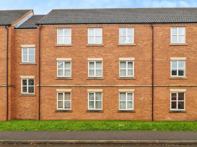 2 bedroom flat for sale