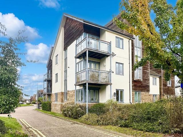 2 bedroom flat for sale