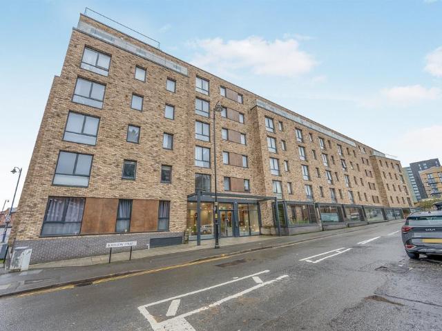 2 bedroom flat for sale