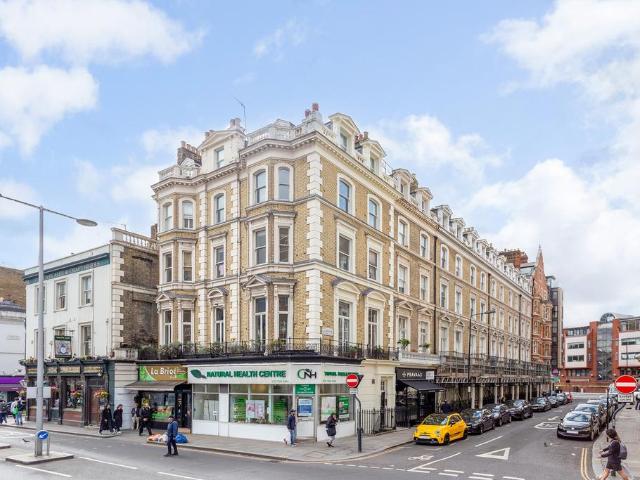2 bedroom flat for sale