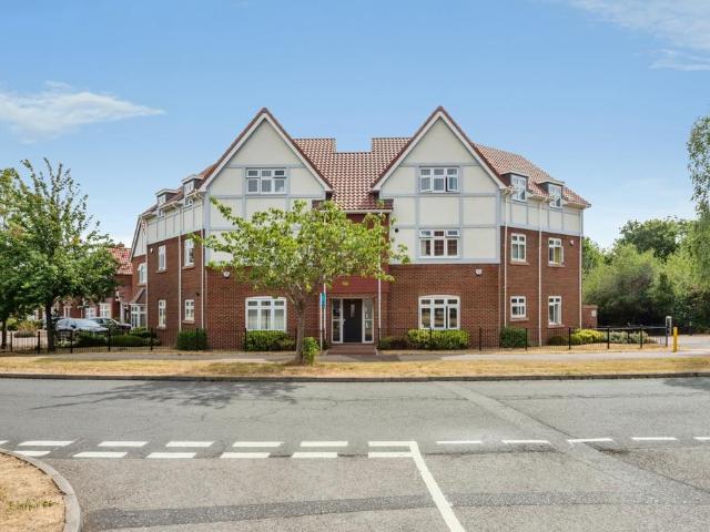 2 bedroom flat for sale