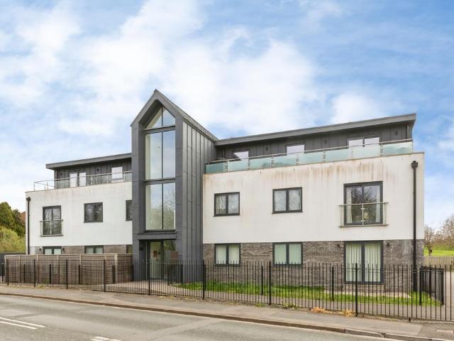 2 bedroom flat for sale