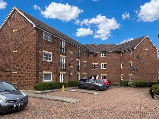 2 bedroom flat for sale